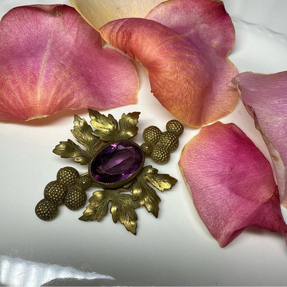 Vintage Victorian Style Brass Bunch Of Grapes Brooch … - Gem